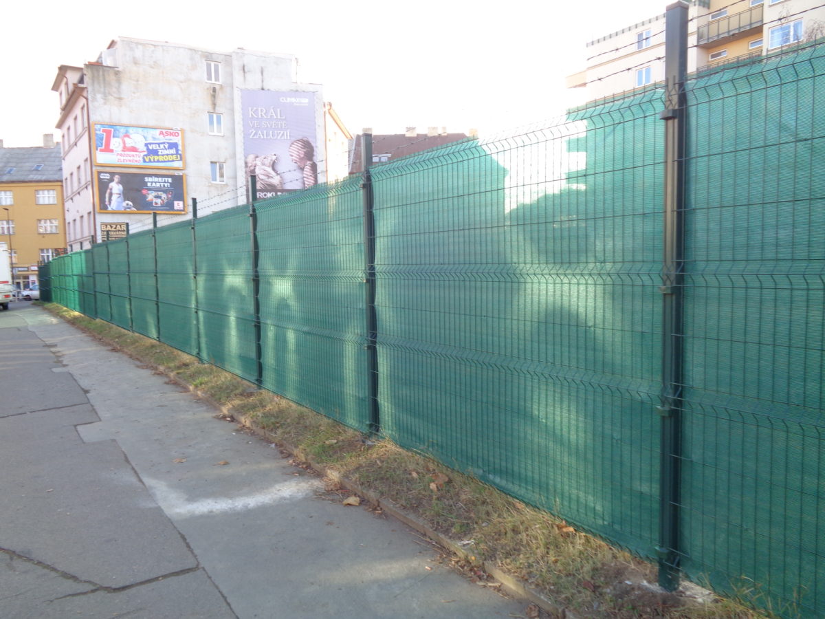 Pletivový plot | Plot z pletiva | Stavební firma Ploty česko
